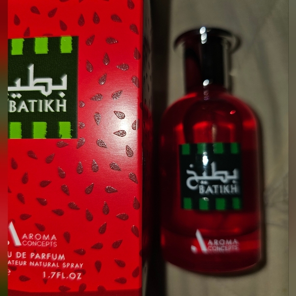 aroma concepts | Bath & Body | Batikh Red Perfume Spray | Poshmark